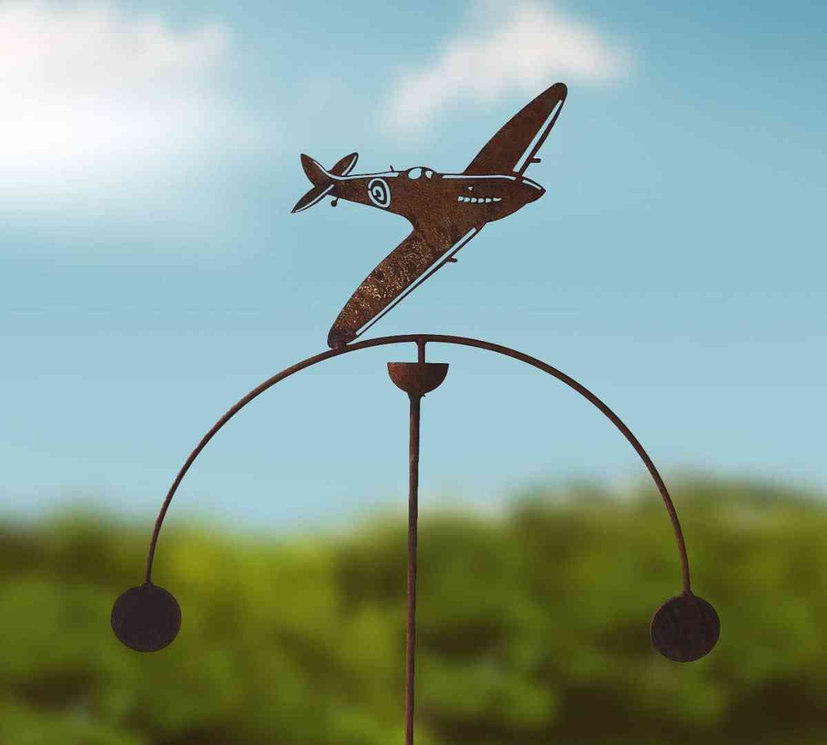 Wind rockers: Spitfire spinning wind rocker